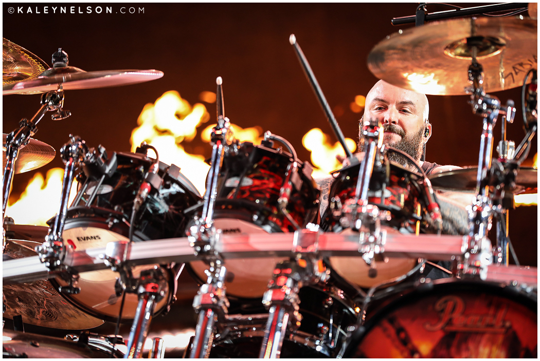 Photos: Disturbed at FivePoint Amphitheatre – entrtnmnt.